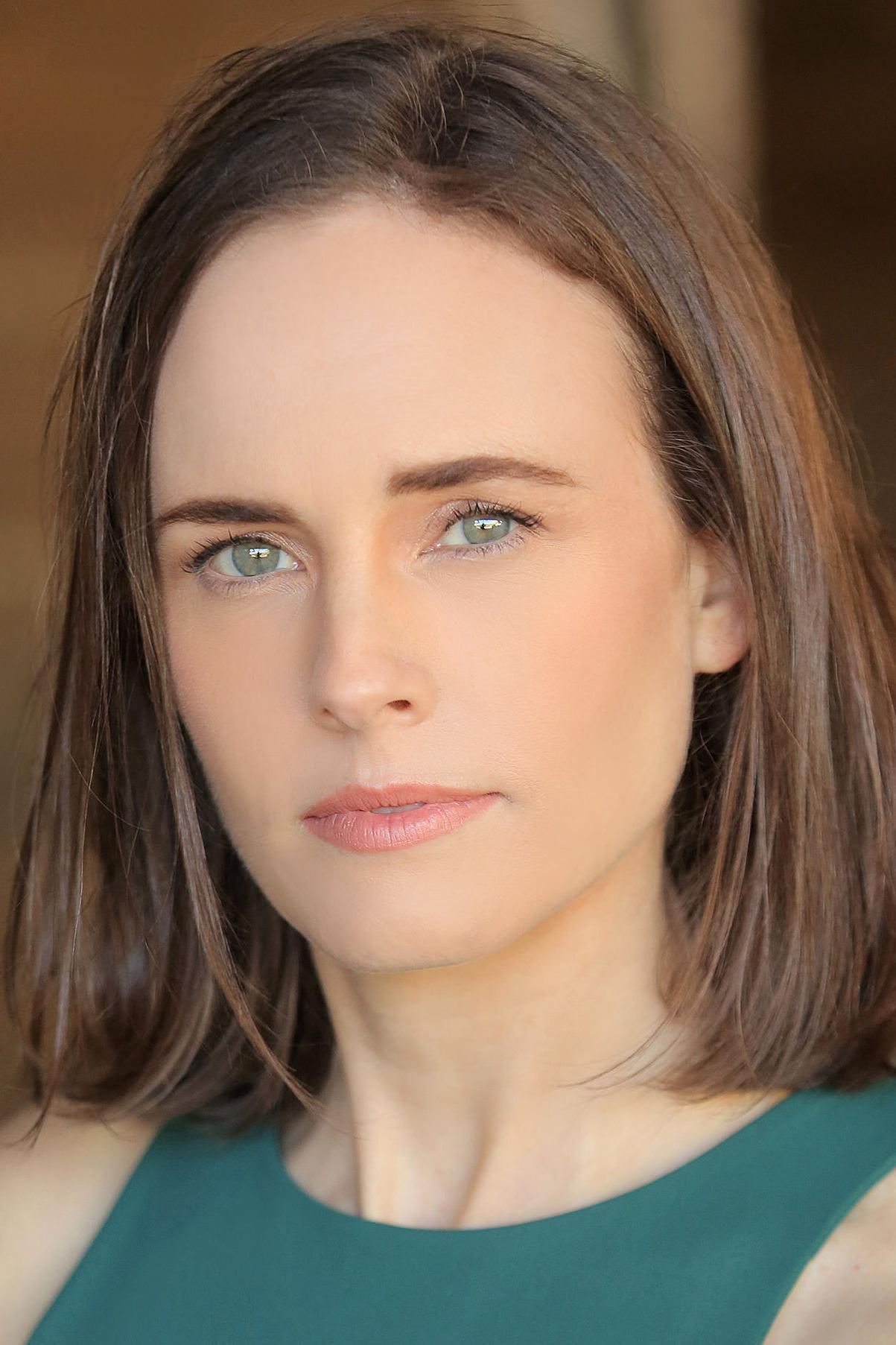 Ellen Adair - FilmAffinity