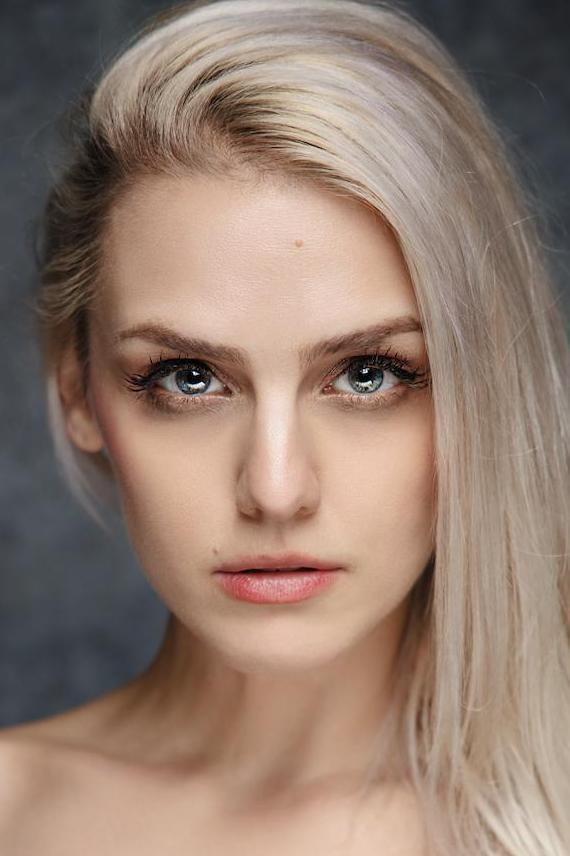 Emily Sweet - FilmAffinity