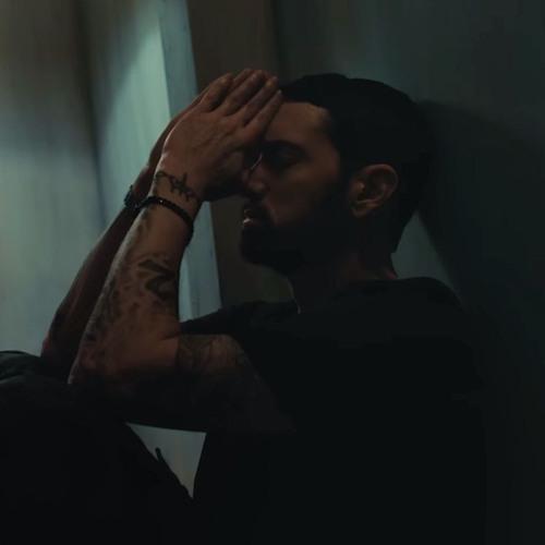 Image gallery for Eminem: Somebody Save Me (Music Video) - FilmAffinity