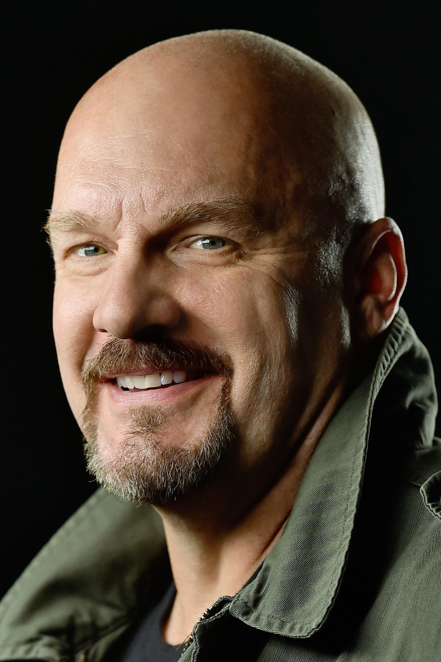 Bradley Steven Perry - FilmAffinity