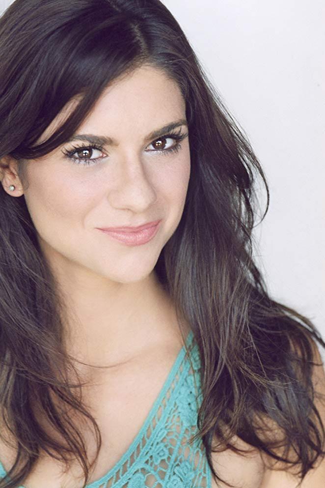 Erin Pineda - FilmAffinity