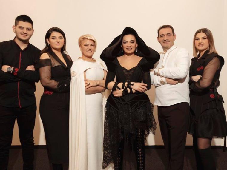 Familja Kelmendi - FilmAffinity