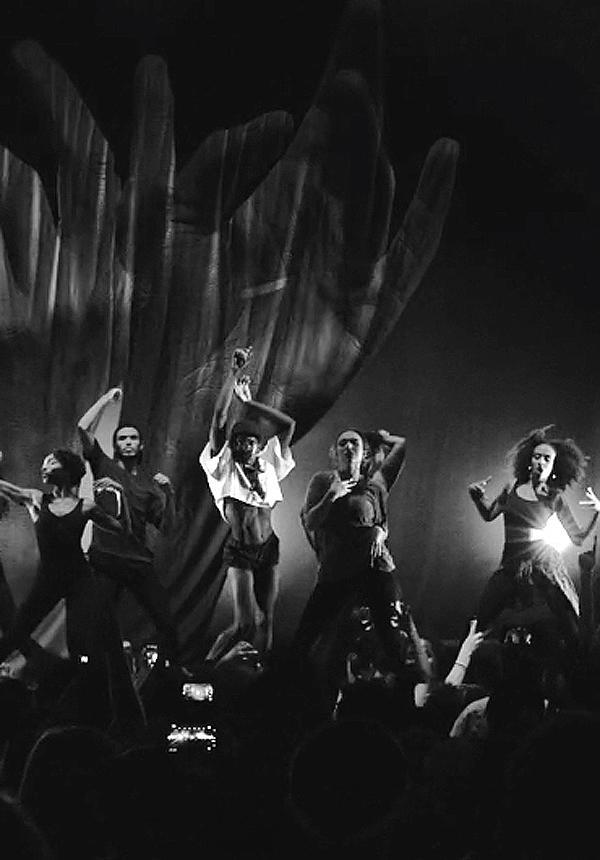 FKA Twigs: Baltimore Dance Project (S) (2016) - FilmAffinity