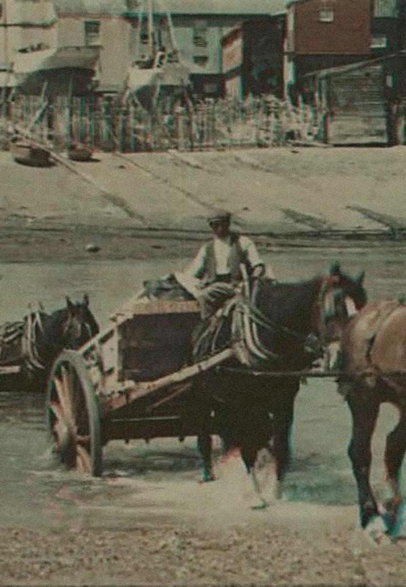 Fording the River (C) (1910) - FilmAffinity