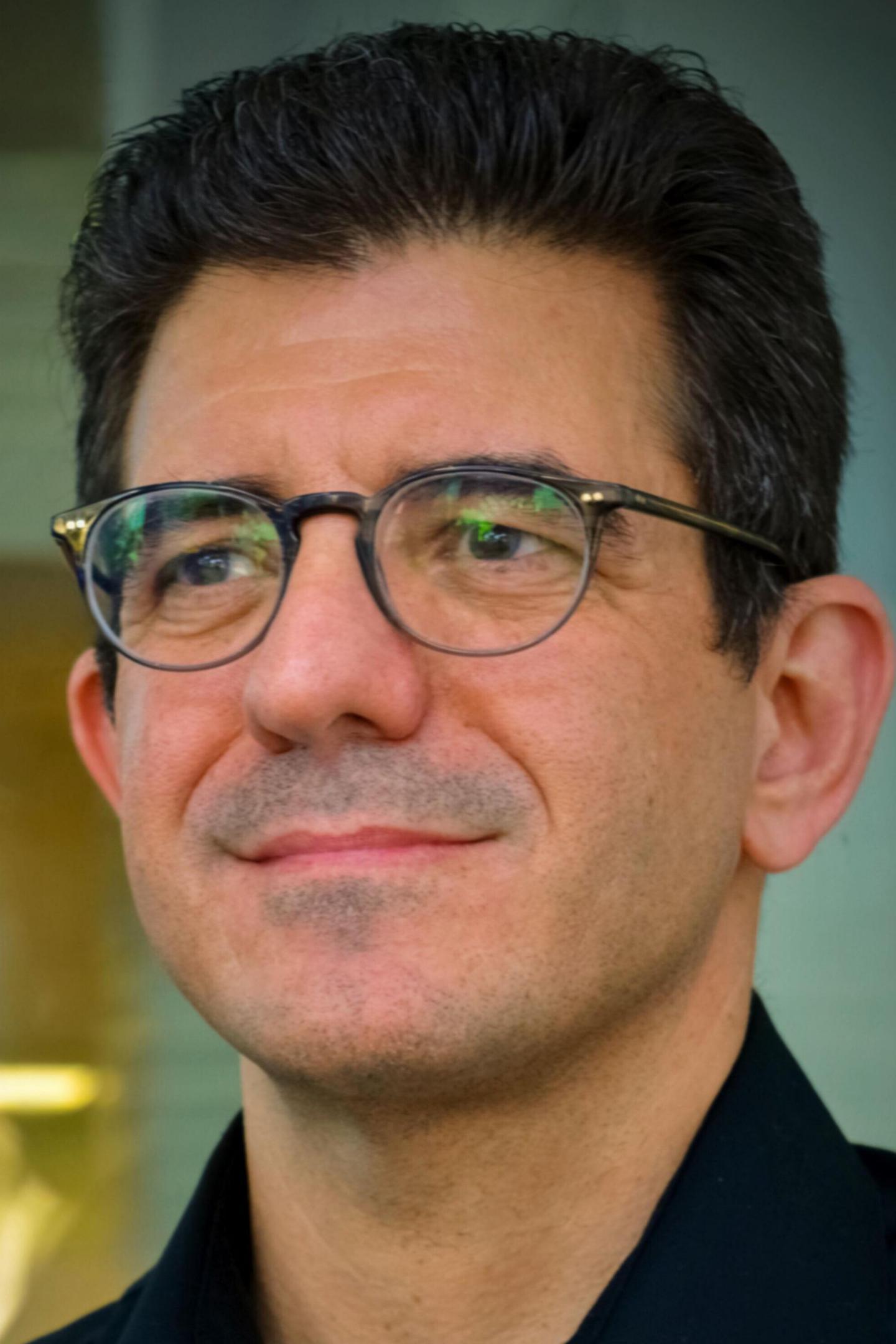 Garo Setian - FilmAffinity