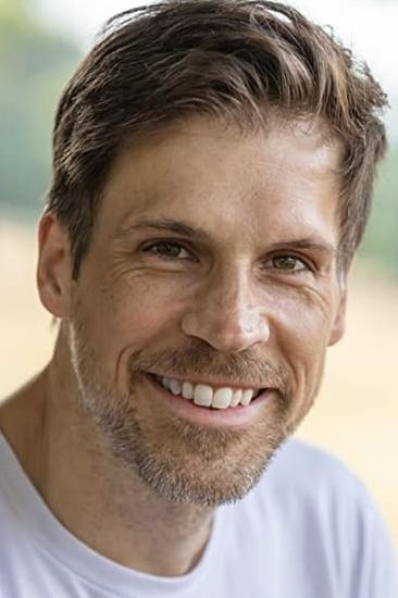 Giles Alderson - FilmAffinity