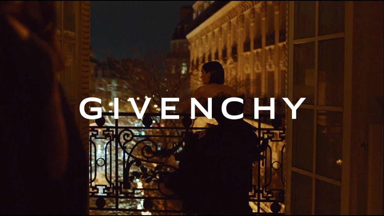 Image gallery for Givenchy: L’Interdit (S) - FilmAffinity