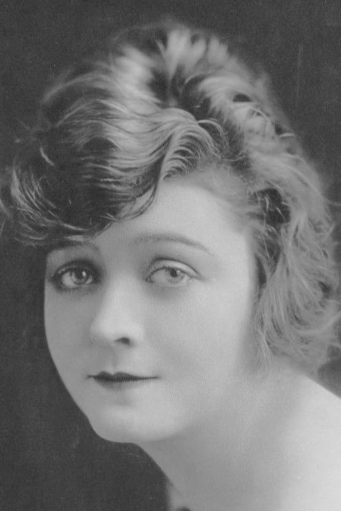 Grace Hayes - FilmAffinity