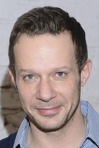 Un hombre decente (Serie de TV) (2025) - FilmAffinity