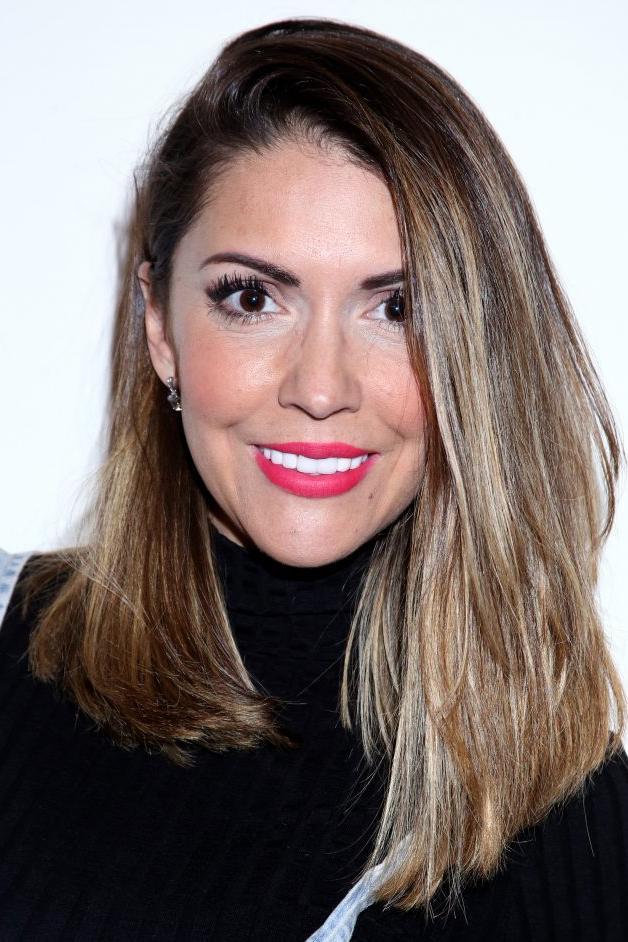 Créditos completos de Una familia con suerte (Serie de TV) - FilmAffinity