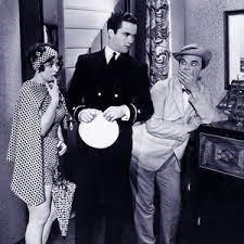 Sección visual de Heads Up - FilmAffinity