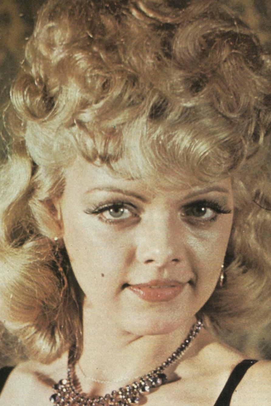 Helli Louise - FilmAffinity