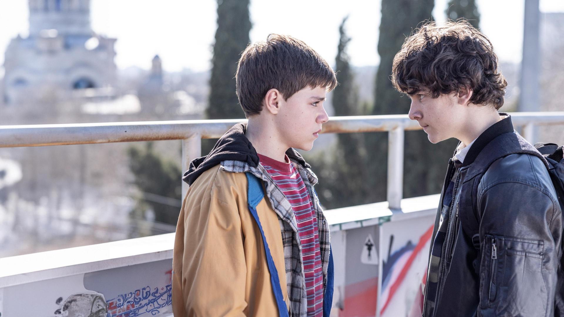 Sección visual de Invisible (Serie de TV) - FilmAffinity