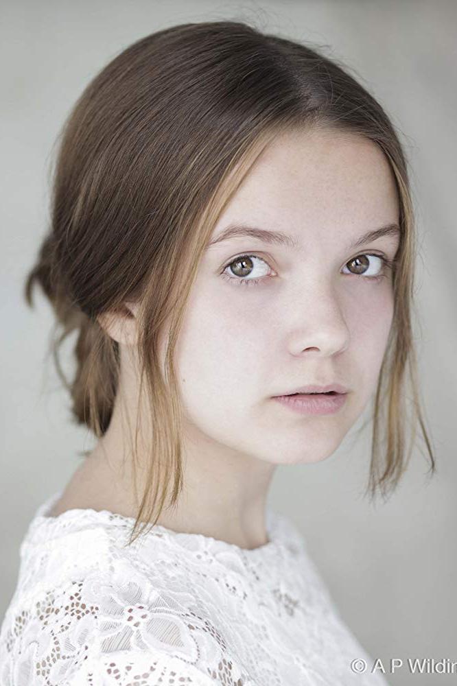 Issie Methven - FilmAffinity