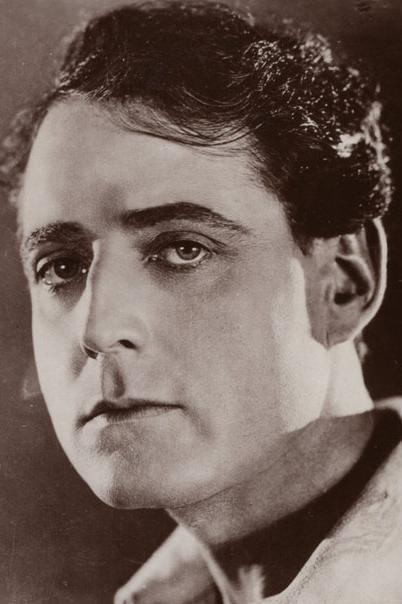 J. Warren Kerrigan - FilmAffinity