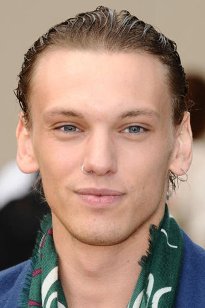 Jamie Campbell Bower - FilmAffinity