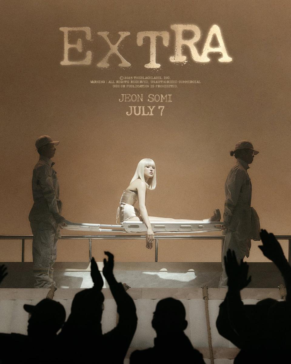 Sección visual de Jeon Somi: Extra (Vídeo musical) - FilmAffinity