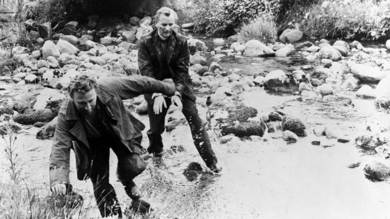 Image gallery for Johnny Nobody - FilmAffinity