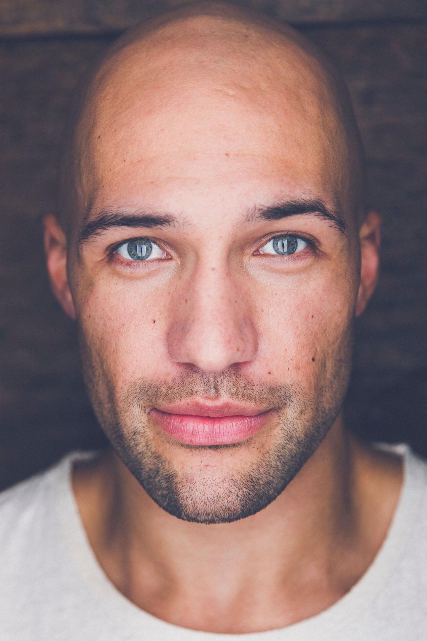 Jonathan Higginbotham - Filmaffinity