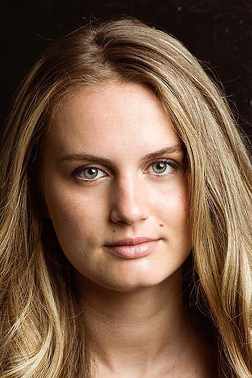 Josephine Valentina Clark - FilmAffinity