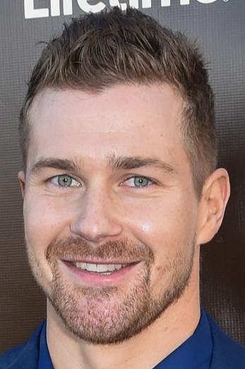 Josh Kelly - FilmAffinity