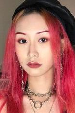 Junie Lau - FilmAffinity