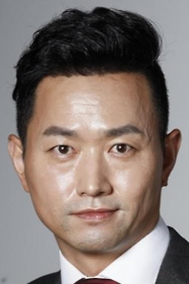 Kim Yu-seok - FilmAffinity