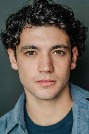 Full credits of "Girl in the Cellar " - FilmAffinity