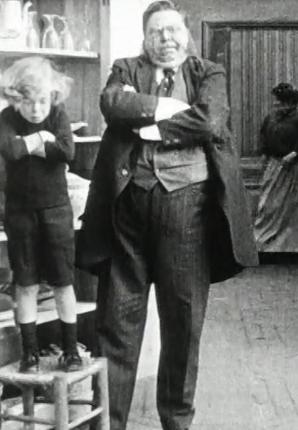 Image gallery for Willy's Ruse (S) - FilmAffinity