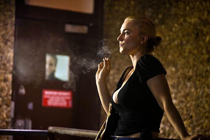 Sección visual de Last Shift - FilmAffinity