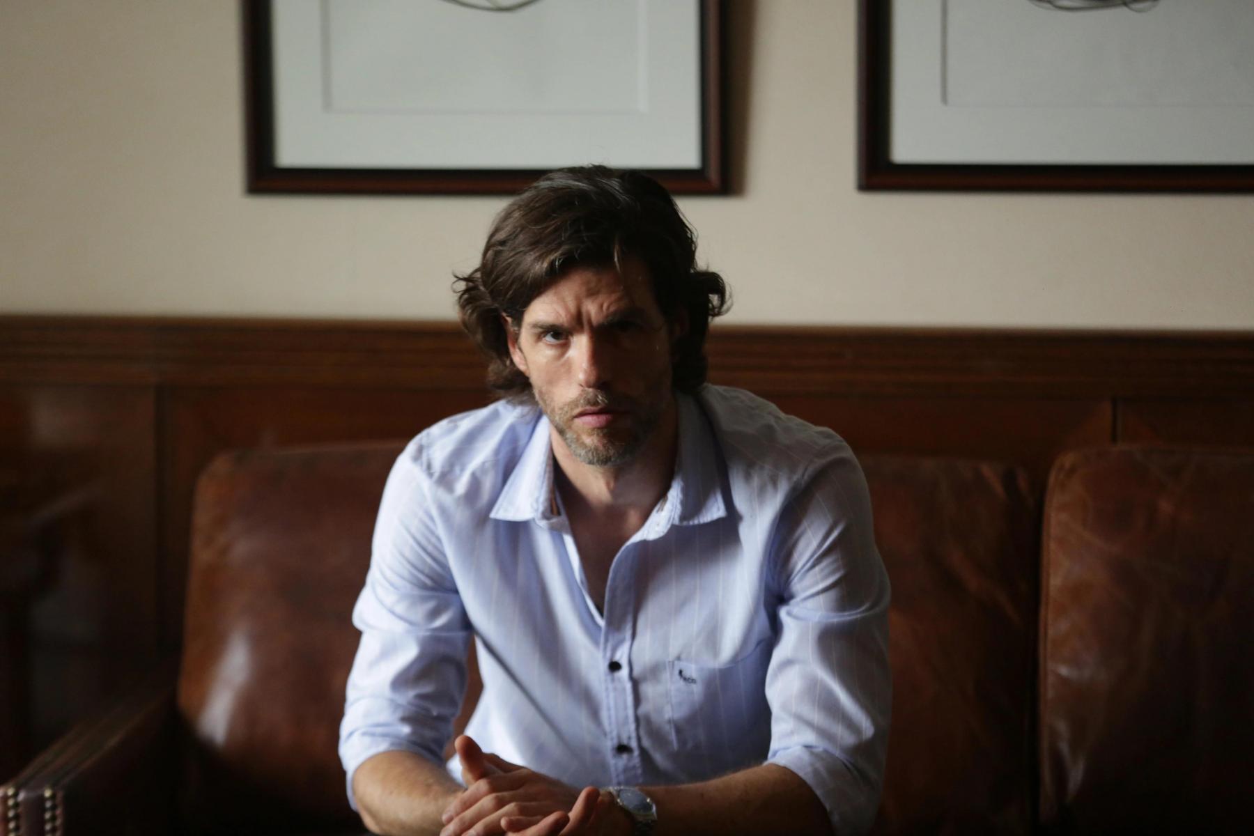 Sección visual de Limbo (Serie de TV) - FilmAffinity