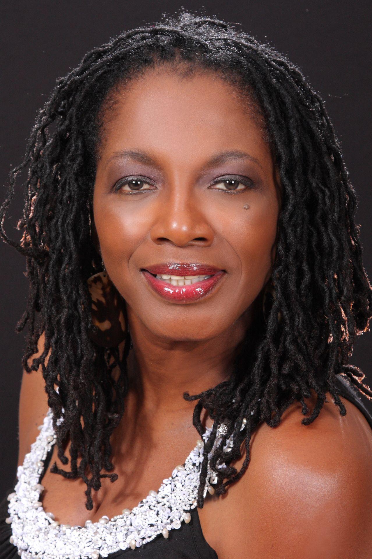 Full credits of "It Follows " - FilmAffinity