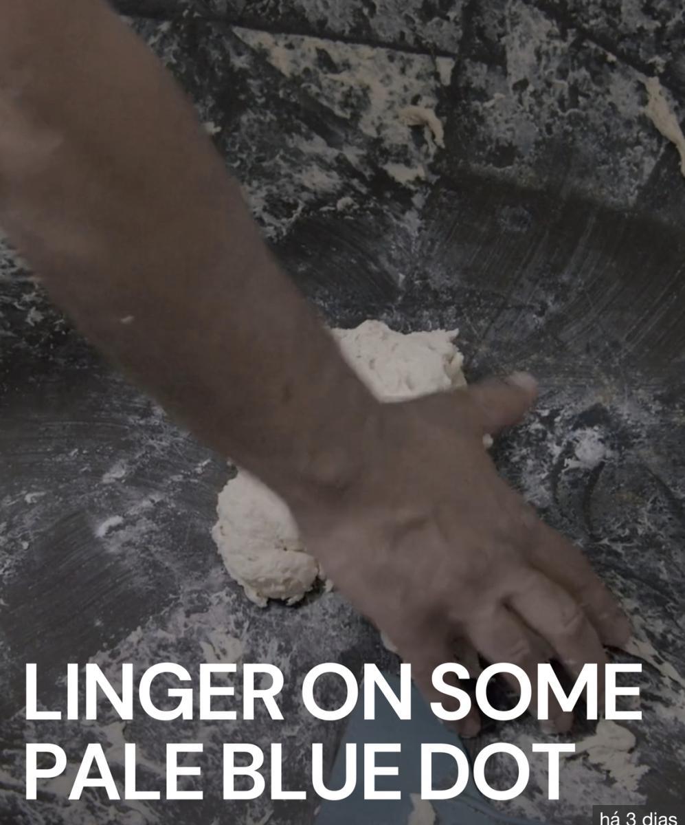 Linger on some pale blue dot (2019) - FilmAffinity