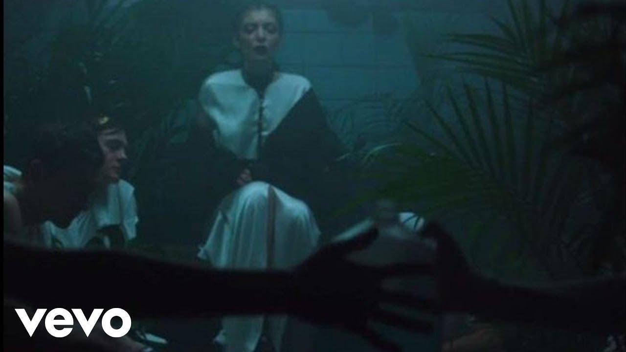 Sección visual de Lorde: Team (Vídeo musical) - FilmAffinity