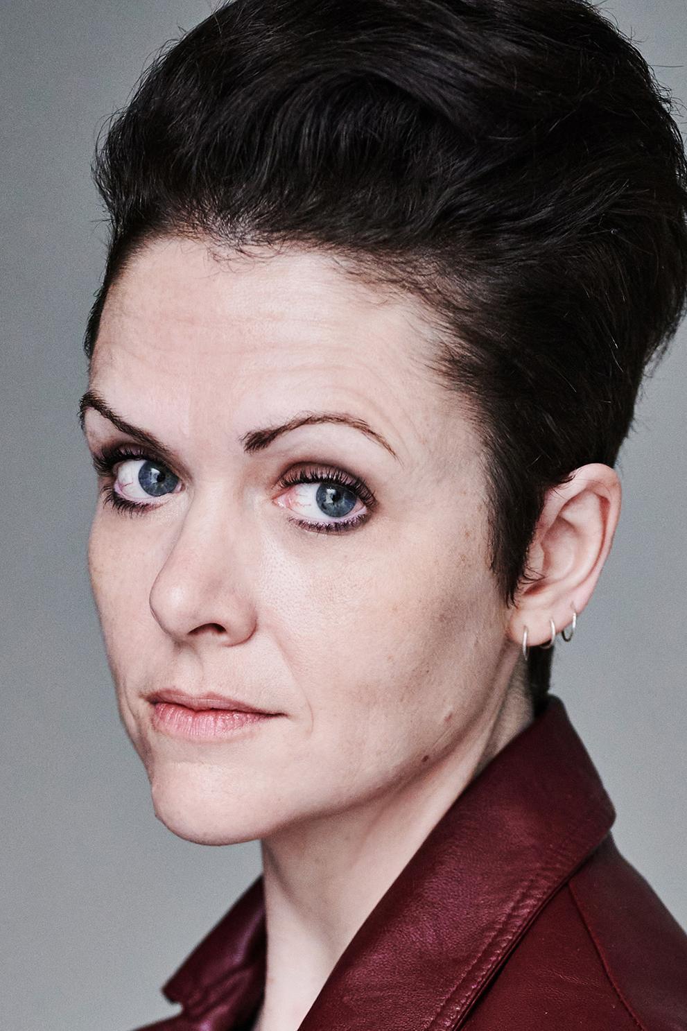 Lu Corfield - FilmAffinity