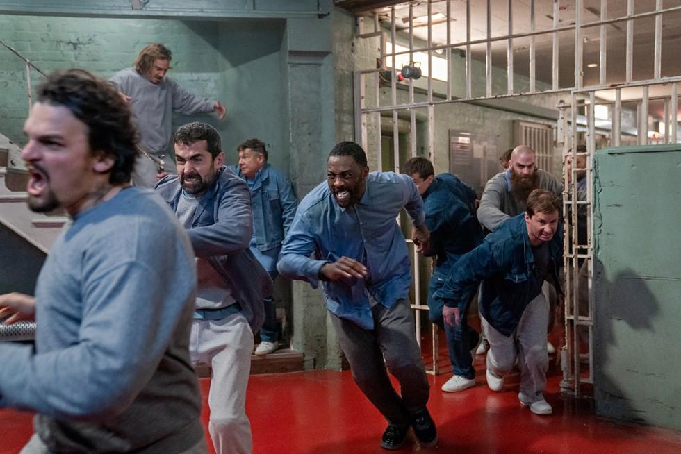 Image gallery for Luther: The Fallen Sun - FilmAffinity