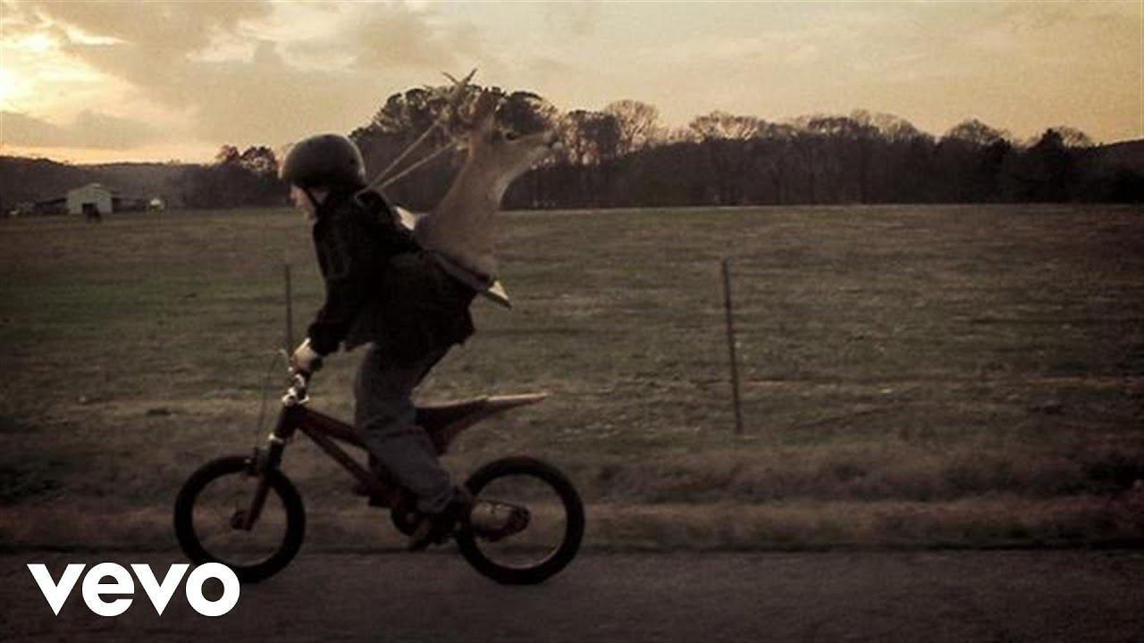 Image gallery for Manchester Orchestra: Simple Math (Music Video ...