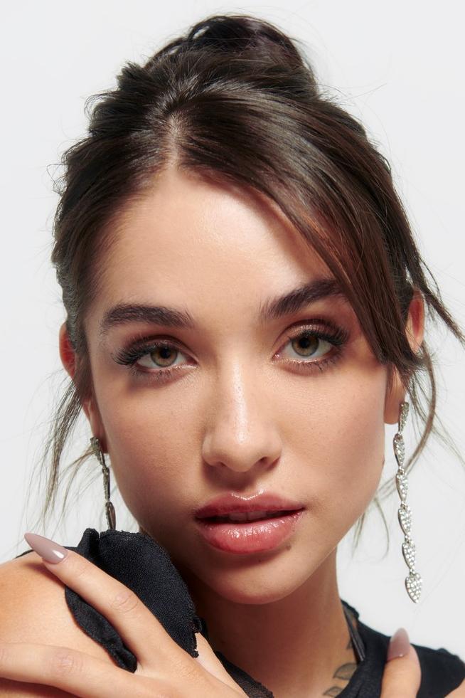 Maria Becerra - FilmAffinity