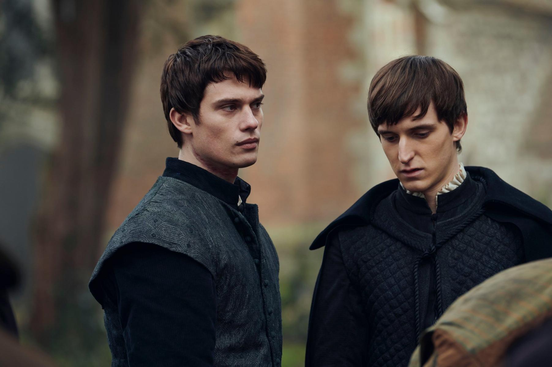 Sección visual de Mary & George (Miniserie de TV) - FilmAffinity