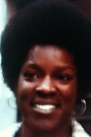 Mavis Washington - FilmAffinity