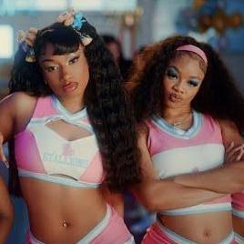 Megan Thee Stallion feat. Flo Milli: Roc Steady (Music Video) (2024) - FilmAffinity