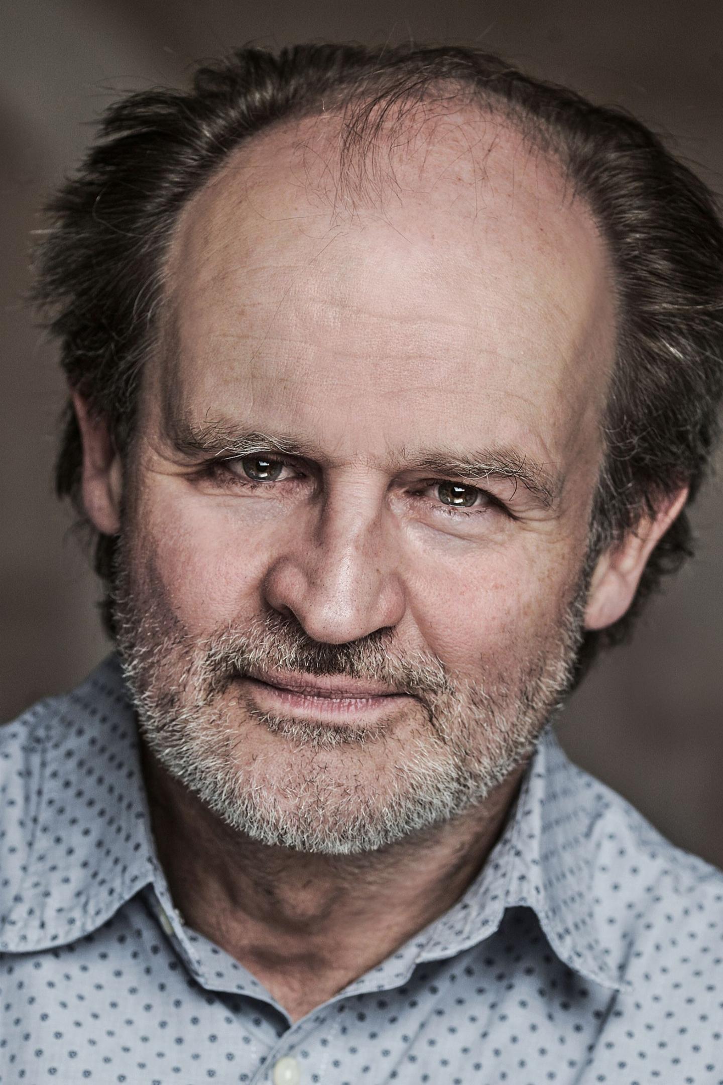 Full credits of "8-Bit Christmas " - FilmAffinity