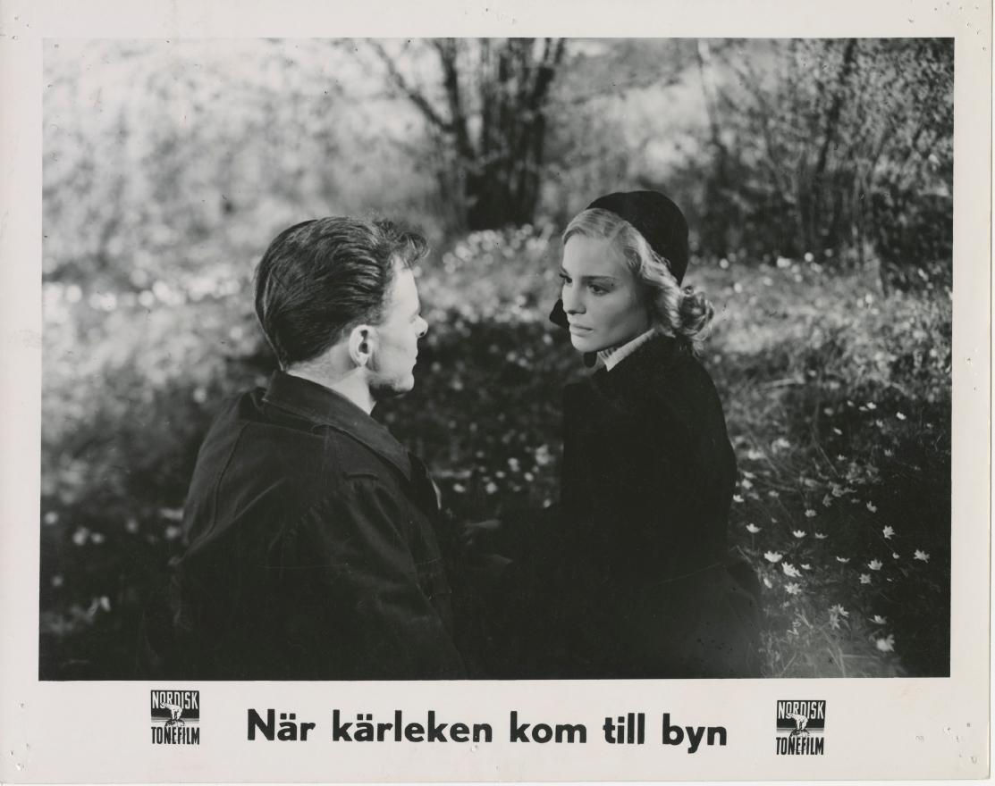 Image gallery for När kärleken kom till byn - FilmAffinity