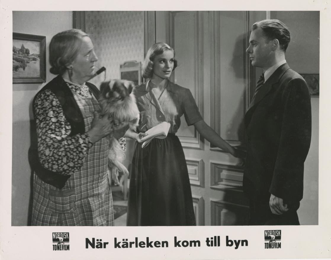 Image gallery for När kärleken kom till byn - FilmAffinity