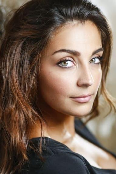 Nikki Runeckles - FilmAffinity