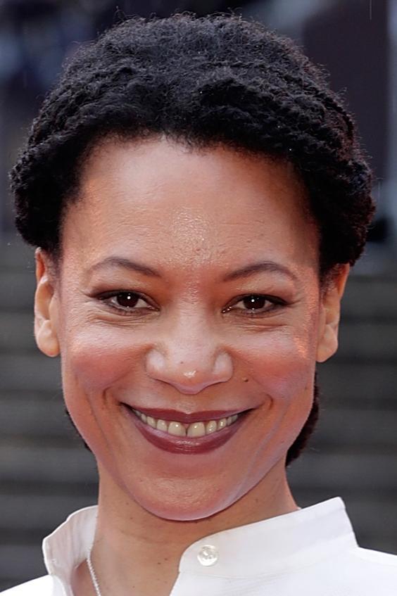 Full credits of "Killing Eve (TV Series)" - FilmAffinity