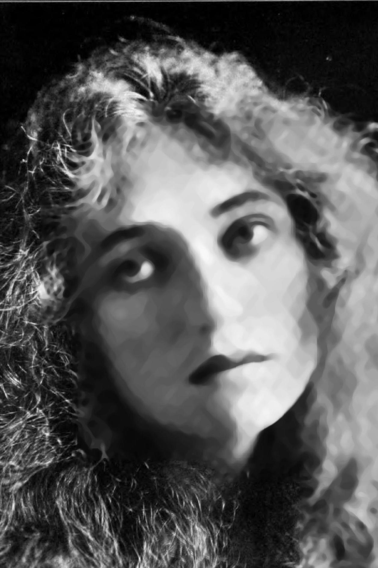 Nona Thomas - FilmAffinity