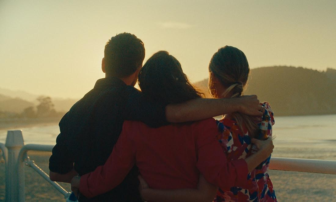 Image gallery for Notes on a Summer - FilmAffinity