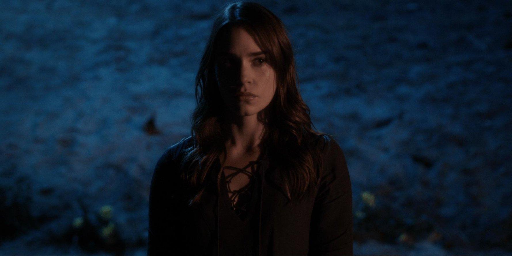 Image gallery for One of Us - FilmAffinity