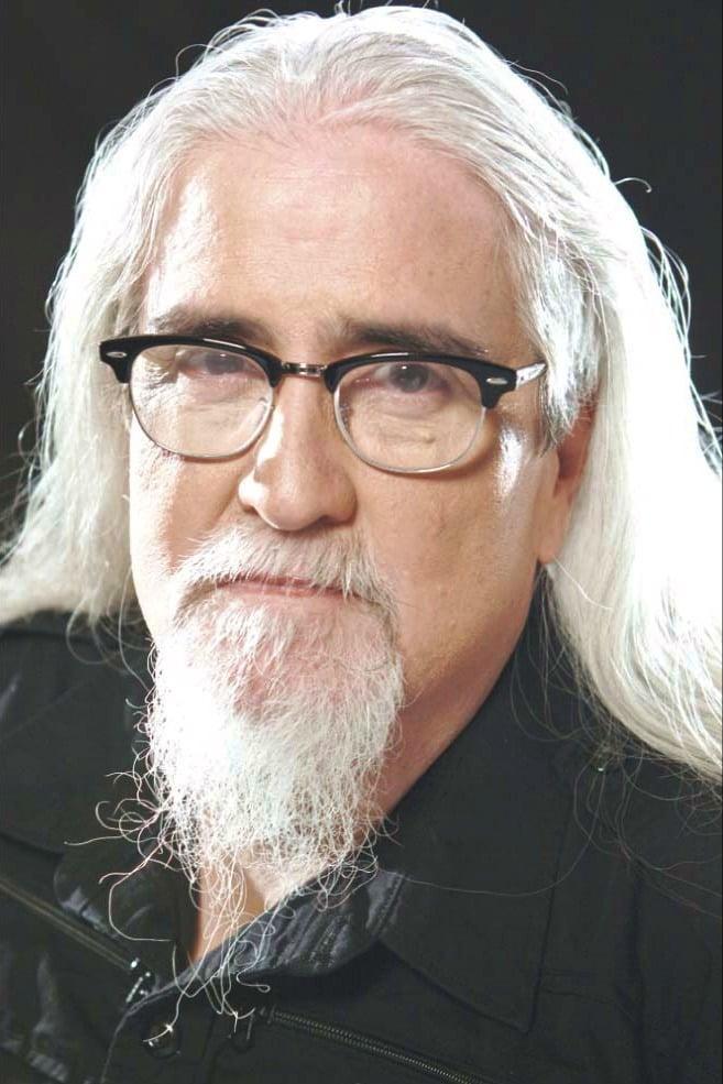 Peque Gallaga - FilmAffinity